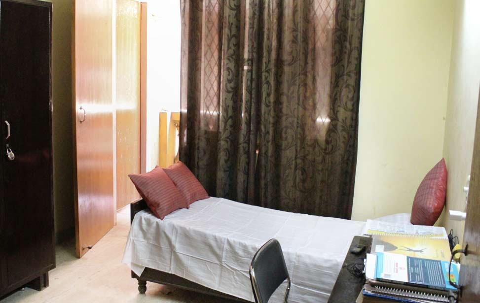 Hostel Near Akash institute | Hostel Near NIIT | Boys Hostel in YUSUF ...